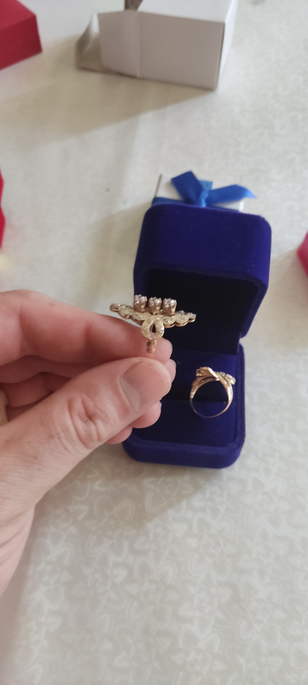 Tilla uzuk sotiladi 2,8gr