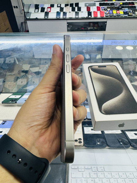 iPhone 15 pro 128 gb amerika e sim
