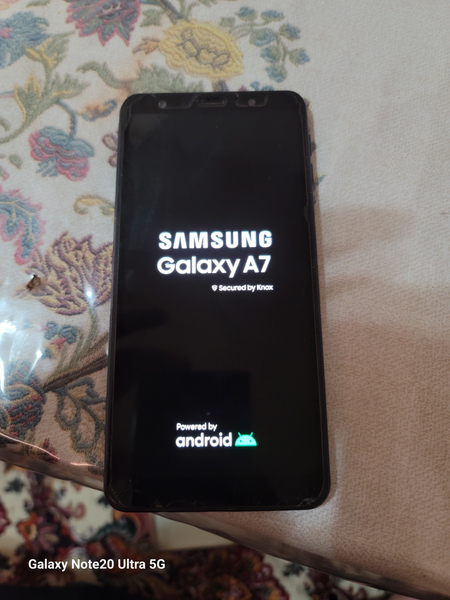 SamsungA7 sotiladi