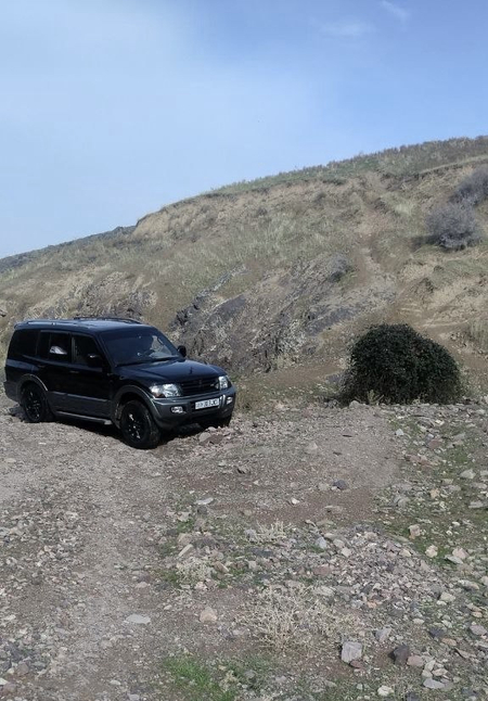 Mitsubishi pajero 2002 yili HOLATI ZOR