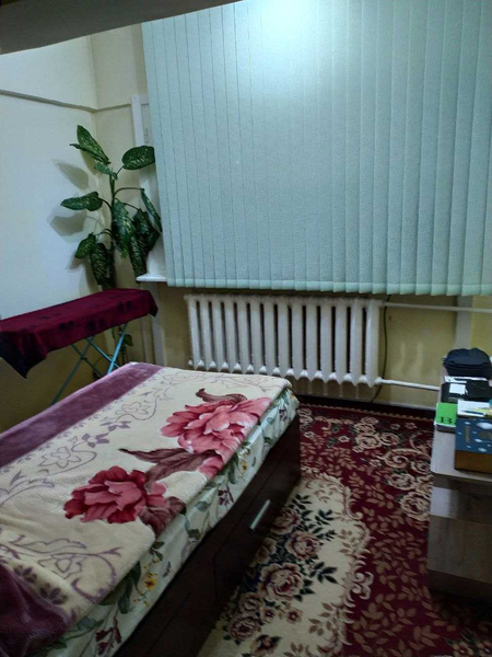 Ц12.  Лабзак   .2/2/9.  монолит  ( мебель + 62 м² }
