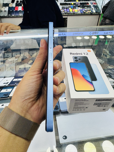 Redmi 12  256 gb yengide sastayana