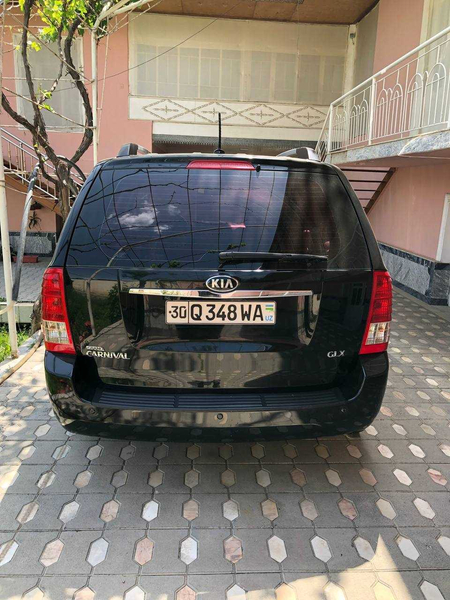 Kia Carnival 2013