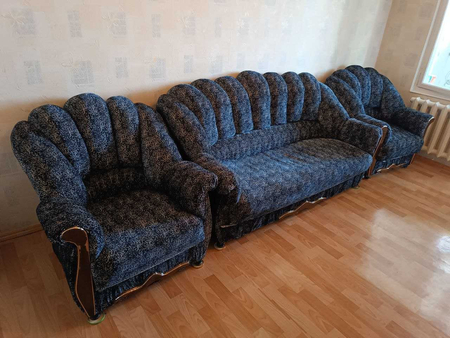 Срочно!!! Комплект диван и 2 кресла