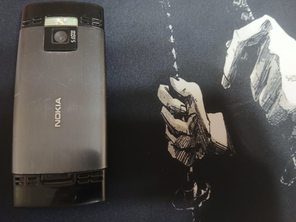 Assalom alekum telefon sotiladi original nokia x2 telefon holati yaxwi