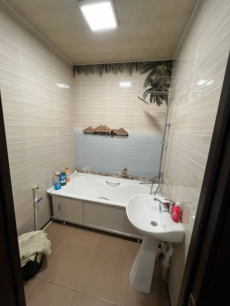 Срочно! Продажа. 3/5/5. Авиасозлар-4. Можно в ипотеку.