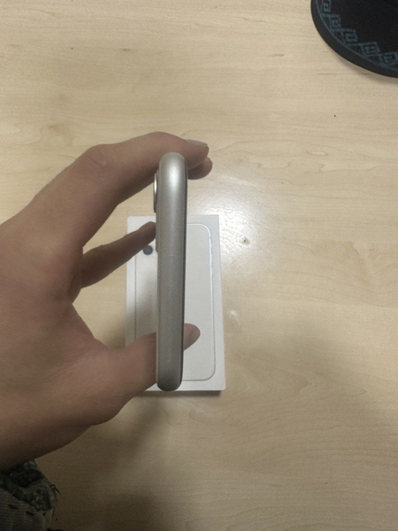 iPhone 11 sotiladi