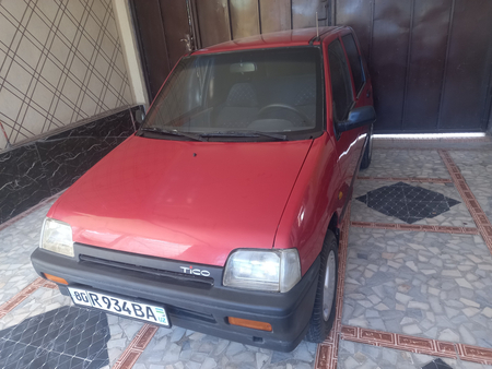 Srochni sotiladi 2002 yil