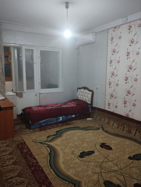 Юнусабад 15 квартал.  Продам Кв-2ком-4-5