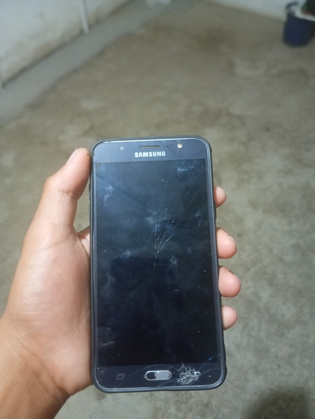 Samsung galaxy j7