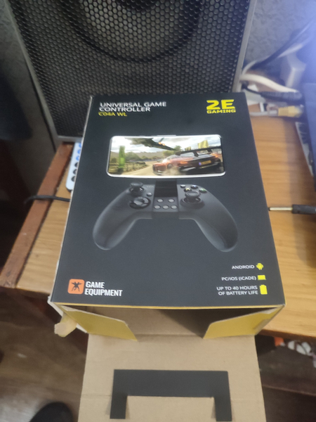 2. Е. Gaming.  Универсальный беспроводной гейм пад