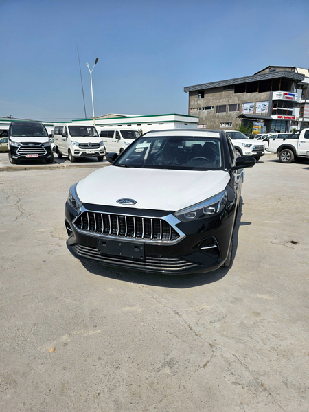 JAC J7 Full 2024: Luxury Kredit 20% bilan 1,5 turbom motor monza!!!