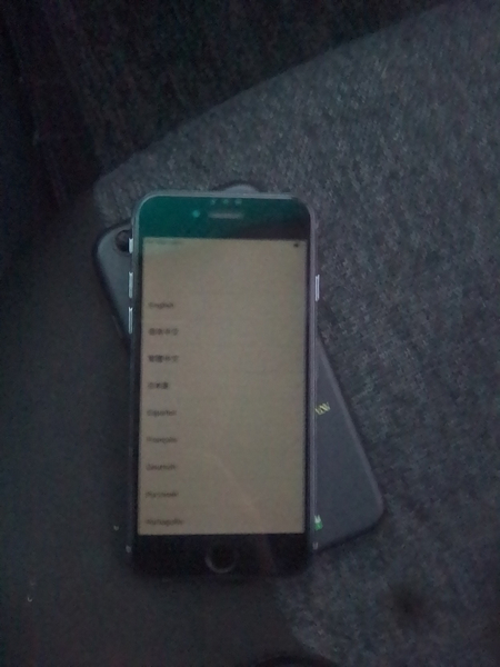 Iphone 6 64 gb  holati yaxshi aybi yoq activatsa qilish kerak