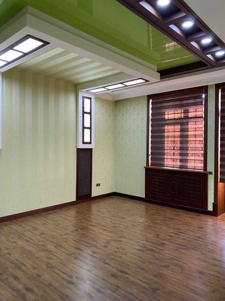 (К126676) Продается 8-ми комнатная квартира в Мирабадском районе.
