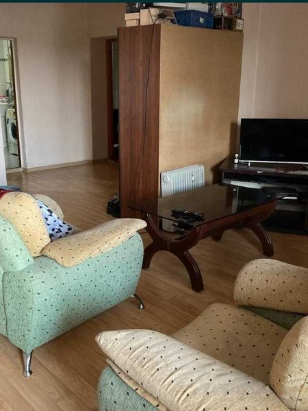Срочно продается 3/4/4 квартира на Дархане Пл.64 кв.м  (МНМ)