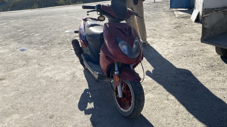 Skuter na xadu 2800