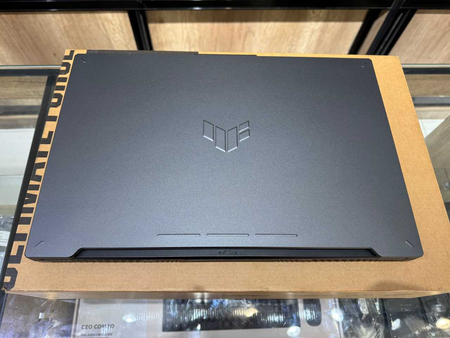 ASUS TUF F17 Intel Core i7-13620H озу16GB ssd 1T RTX 4060 8гб