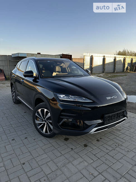 Byd champion605 km