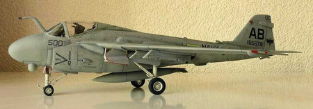 Сборная модель самолета Ил-2 (одноместный) (1:72)