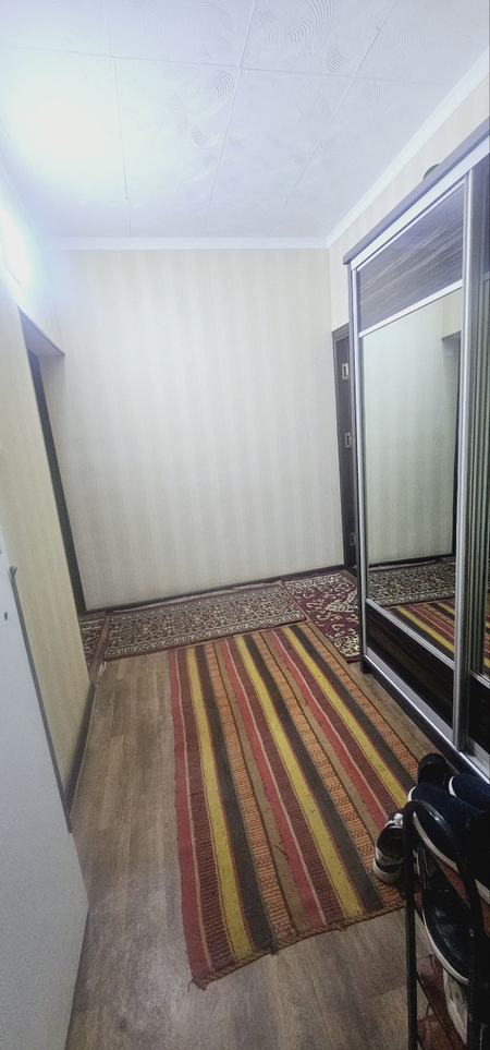 Сергели 7 2/4/5 квартира сотилади 60м²