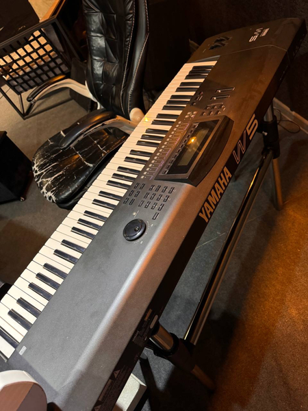 Yamaha W5 sotiladi