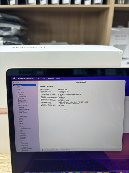 Macbook air 2020 M1 8/256Gb