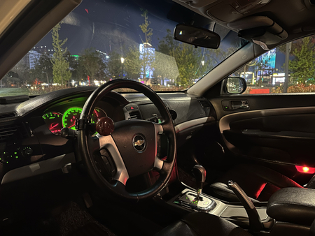 Срочно Epica 2.4 2011 + X6 bar