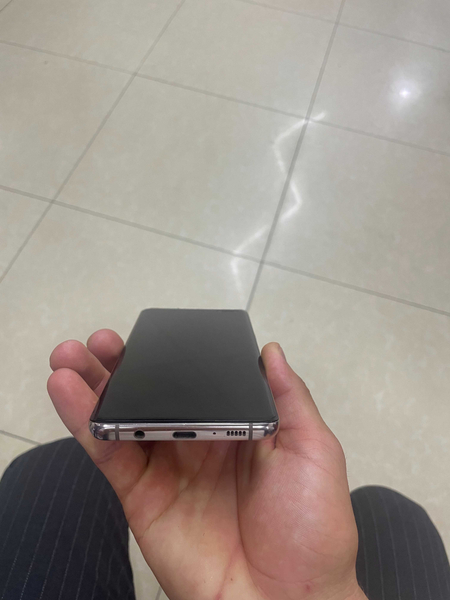 Samsung S 10 5g gold idyal