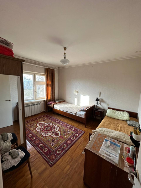 Продаётся  квартира  65 кв.  2/3/4   напротив  