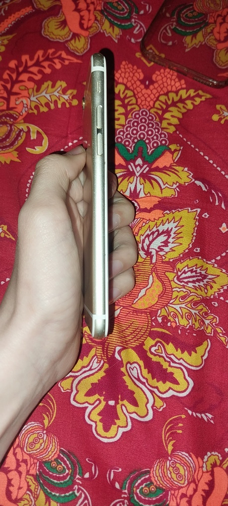 Iphone 6.sotiladi aybi faqat yomkust alwtriw kk