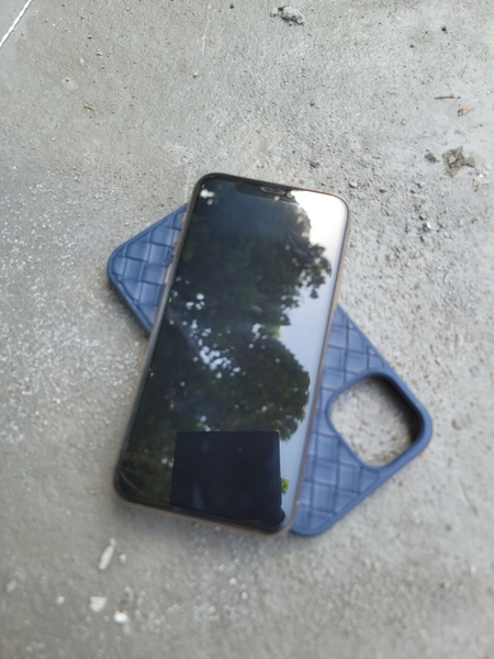 IPhone 11 pro 64
