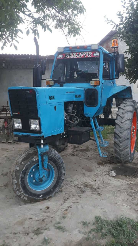 Mtz 80.X sotiladi