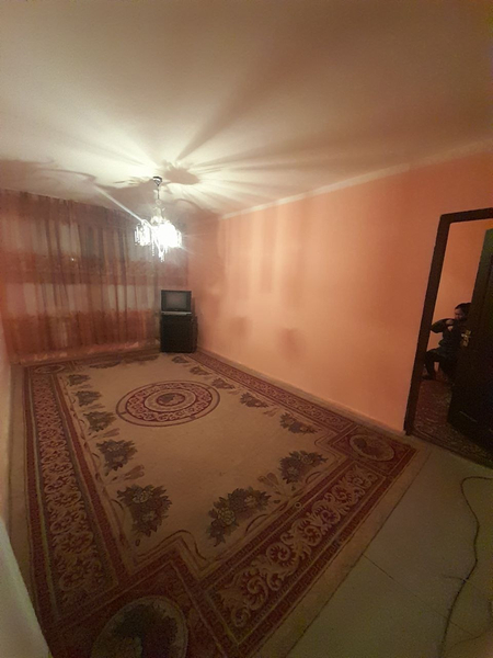 Продаётся квартира в Чиланзаре 24 кв Ориентир Ширин перекрёсток 2/5/5