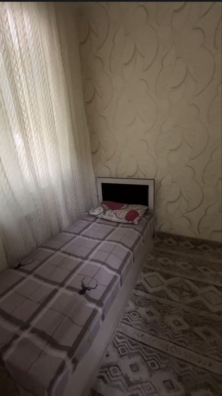 Сдаётся Чиланзар 7 2в3 1 этаж. Спорт товары.