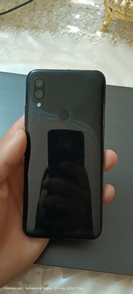 Redmi 7 32 GB 4 gb