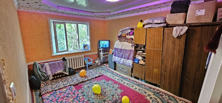 Сергели Спутник  8. 2/2/2  срочно сотилади
