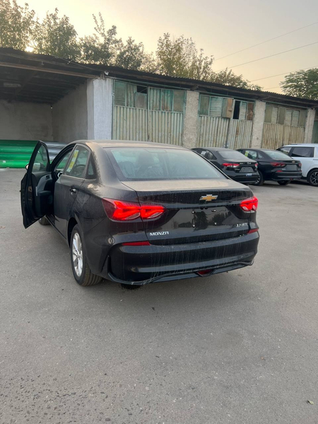 Monza sotiladi 19500$