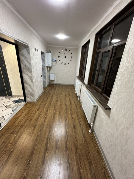 Продаётся квартира 2/3/4 в городе Чирчик (Троицк),  Ташкентская обл.