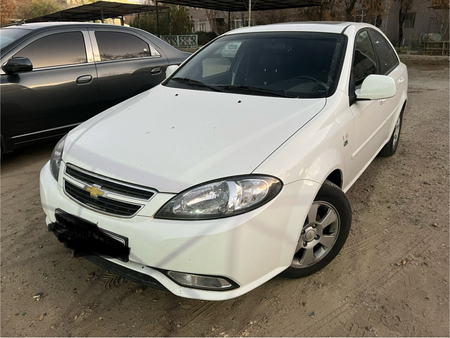 Продается автомашина Lacetti