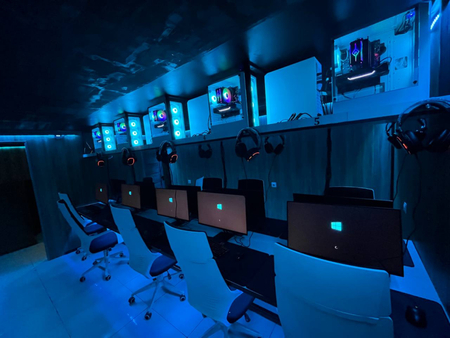 game club kompyuter xona 10 ta komlekt bor