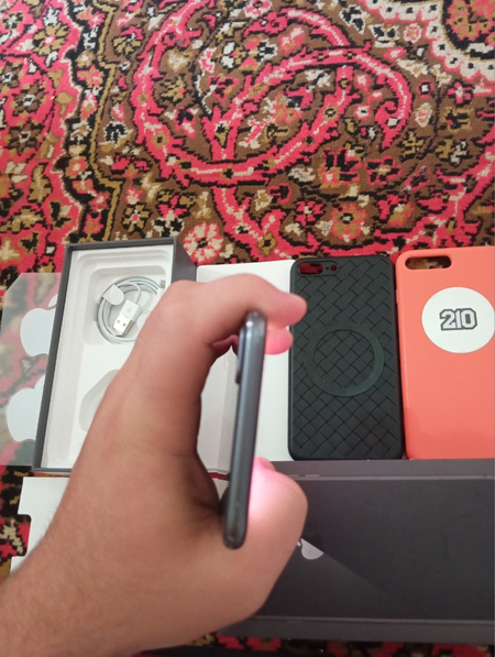 Iphone 8plus 64gb