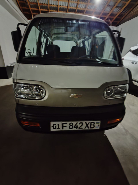 Chevrolet damas 2022