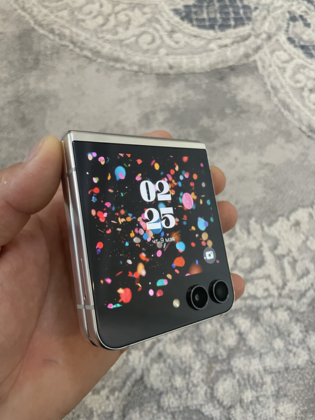 Samsung galaxy Z flip5