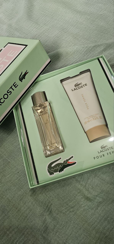Lacoste pour femme