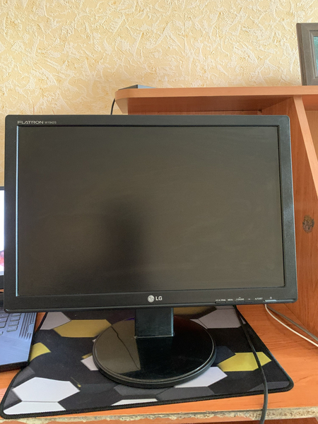Монитор LG Flatron w1942s
