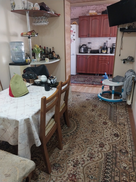 Продаётся 4х комнатная квартира