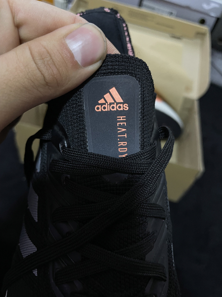 Adidas ultraboost 40 razmer