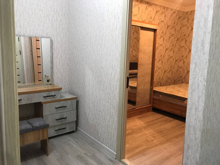 Срочная аренда евролюкс квартира Кадышева 2 ком 5 етаж 5 етажка