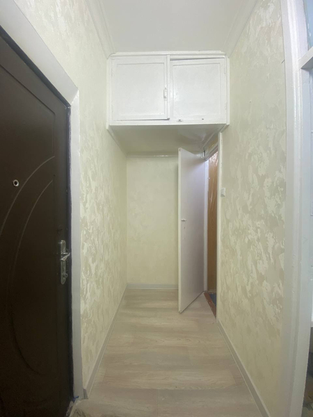 Чиланзар18  1в2/4/4  1,5*3м²  33м²