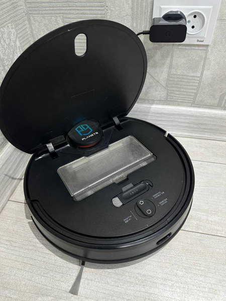ПРОДАМ Робот-пылесос Xiaomi MiJia Robot Vacuum-Mop 3C (CN China)